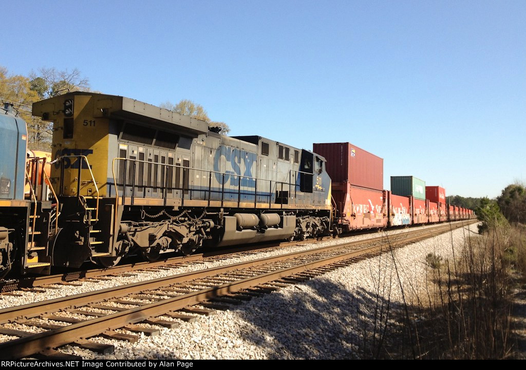 CSX AC44CW 511 runs third